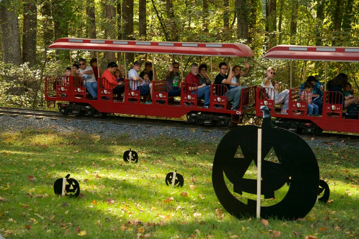 Halloween Eye Spy Trains Return On Weekends in October - The MoCo Show