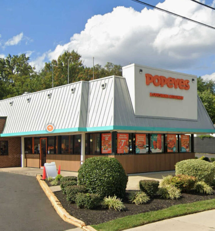 Man Arrested For Threatening Two People With a Machete in Popeyes - The ...