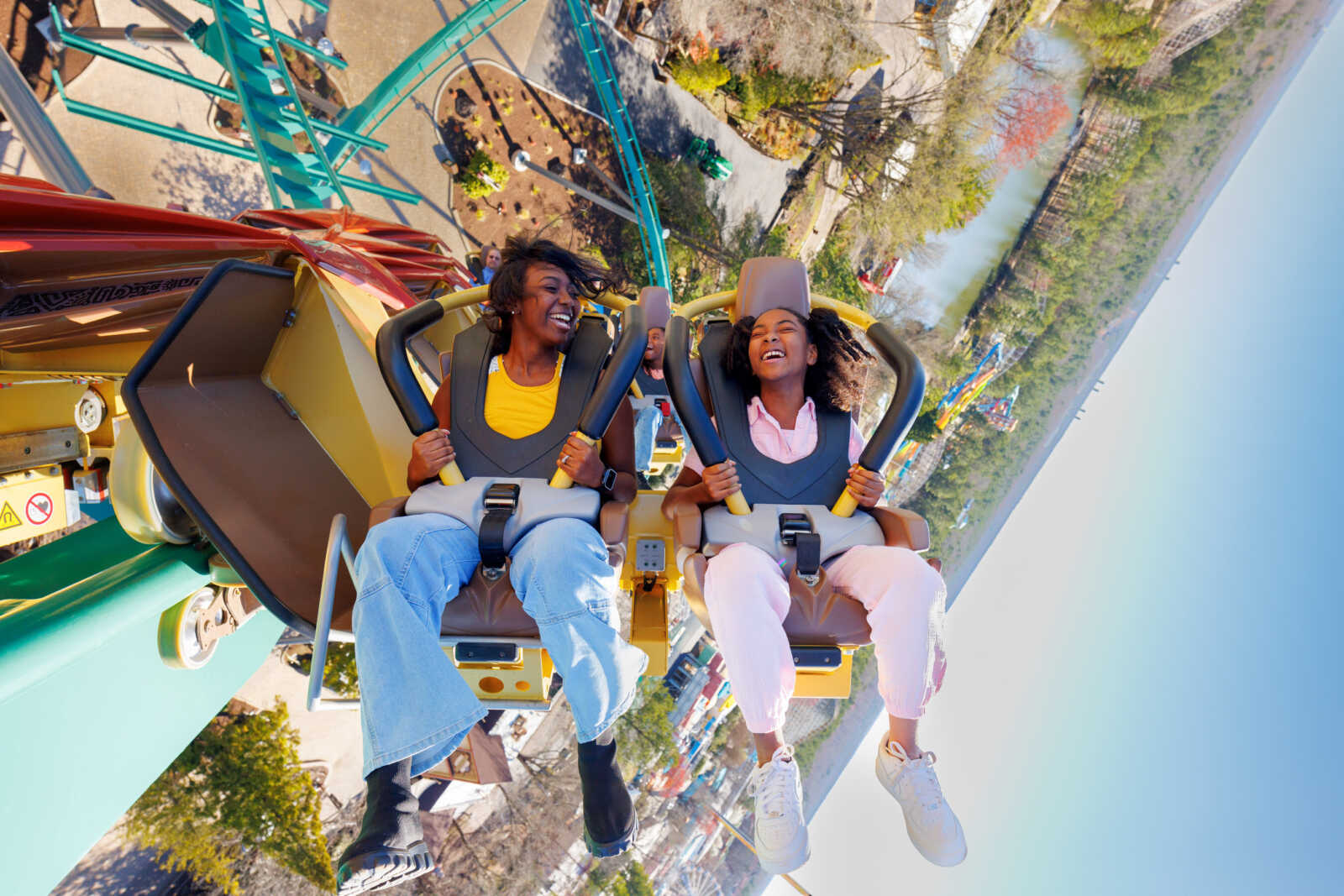 Kings Dominion Opens Record-Breaking Roller Coaster - The MoCo Show