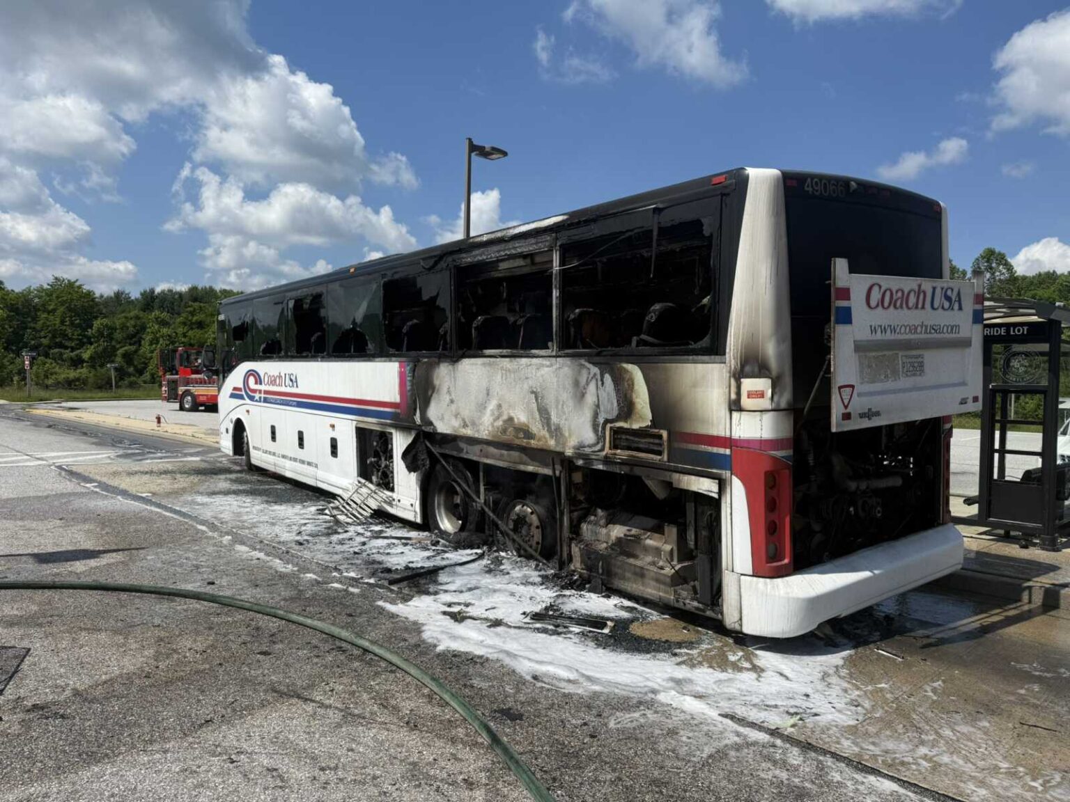 Tour Bus Erupts in Flames - The MoCo Show