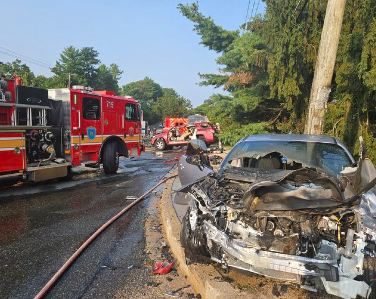 Three Hospitalized following Serious Multi-Vehicle Collision - The MoCo ...