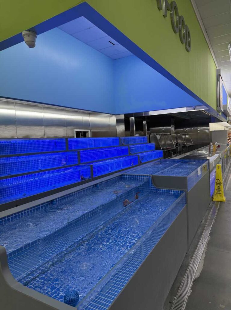 First Look Inside Go Fresh 365 at the Former Safeway Location - The ...
