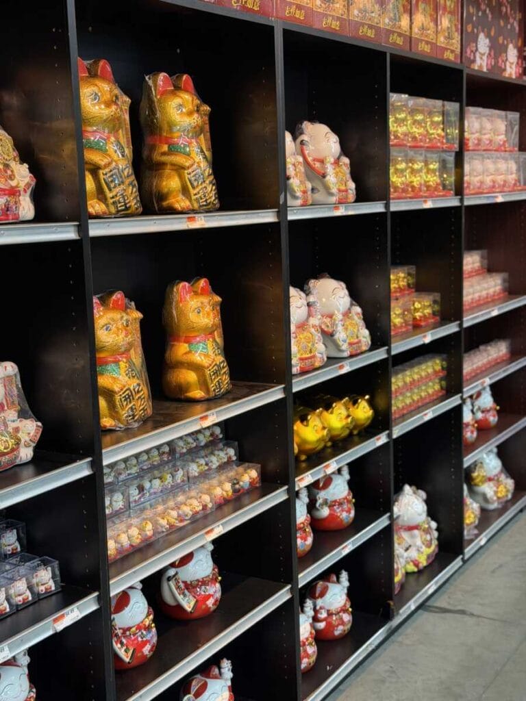 First Look Inside Go Fresh 365 at the Former Safeway Location - The ...
