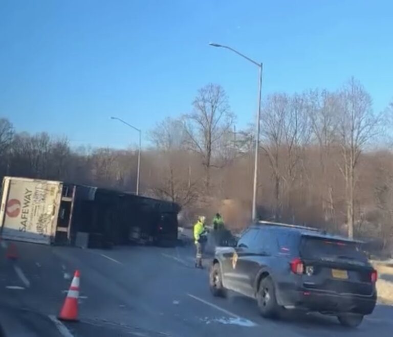 Multiple Lanes Blocked After Tractor Trailer Crash on I-495 - The MoCo Show